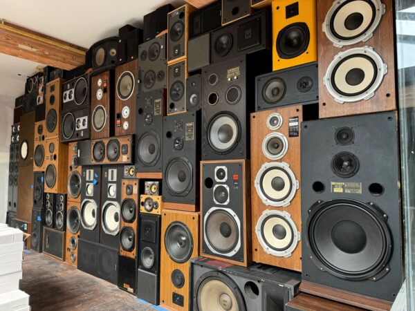 The BoomCase© – Speaker Walls